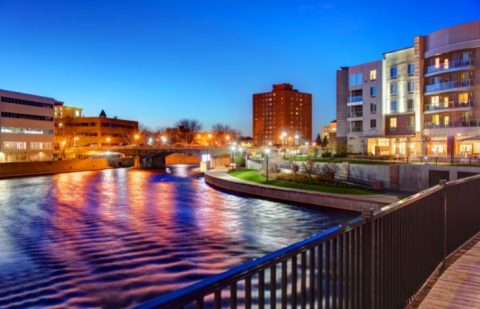 Top 17 Things South Dakota is Known For & Famous For | Lyfepyle