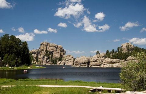 Top 17 Things South Dakota is Known For & Famous For | Lyfepyle